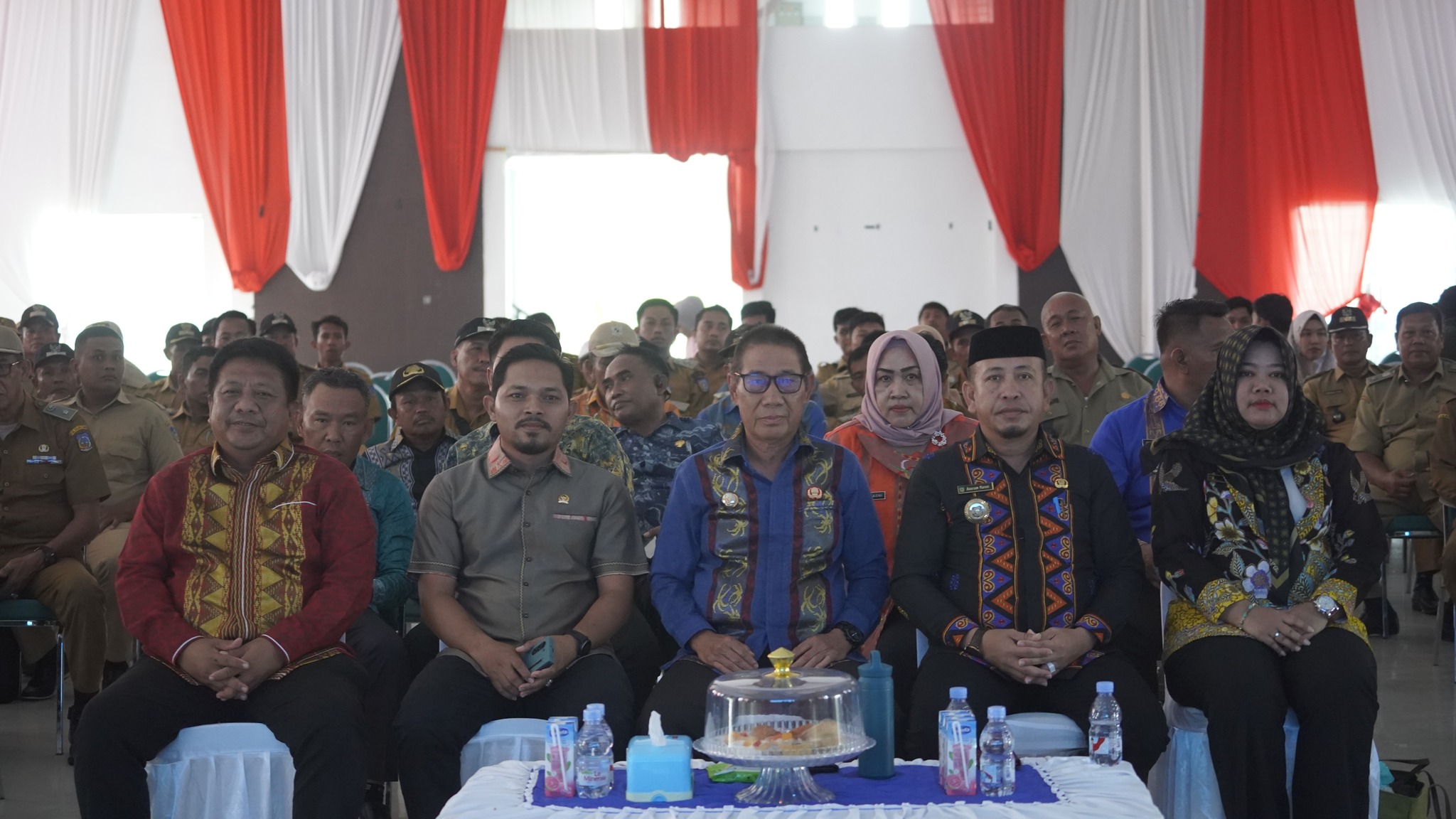Yosep Sahaka Buka Sosialisasi Indeks Desa 2025 dan Dorong Pembentukan ...